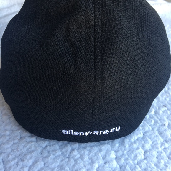 Alienware | Accessories | Alienware Black Hat Alien Logo Graphic Fitted ...
